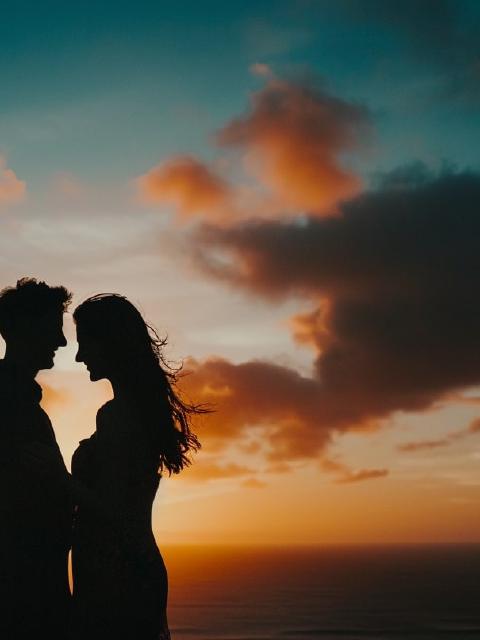 7 ways to build an emotional connection with your partner